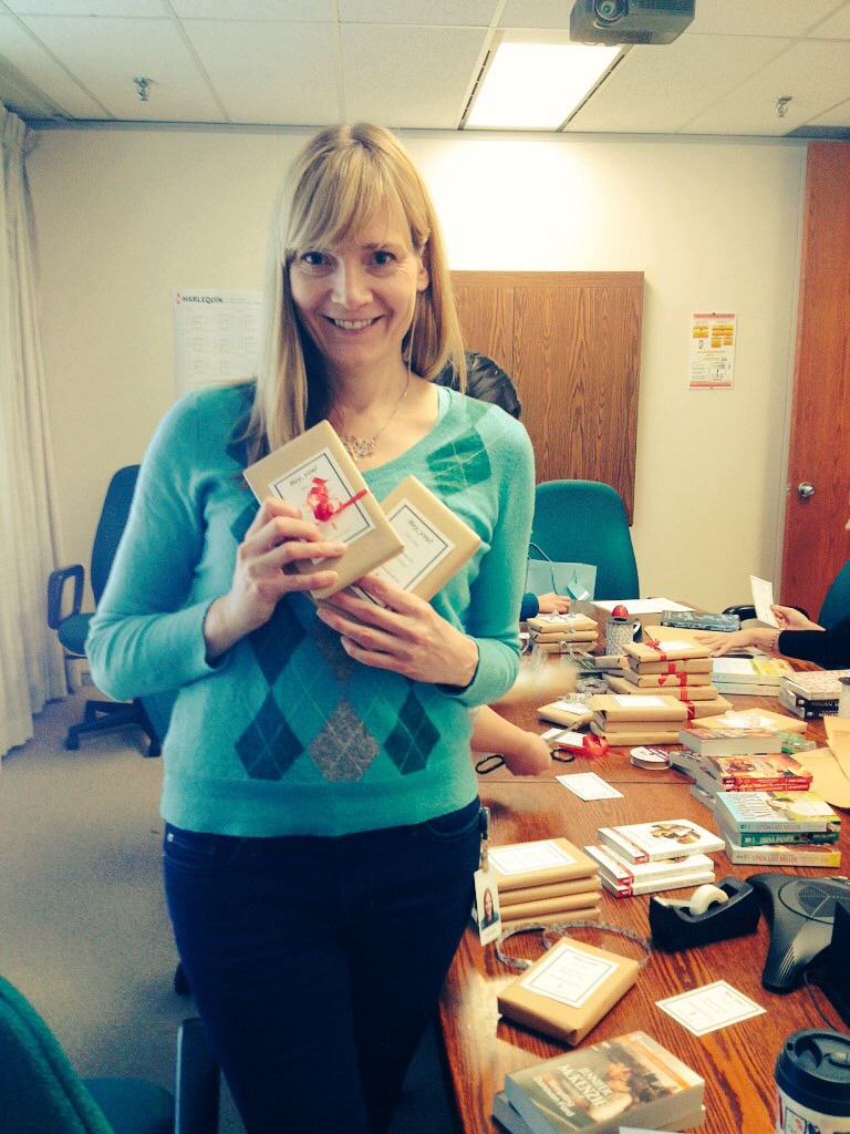 About – Laura Barth